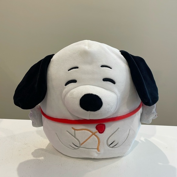 Squishmallows | Other | Nwt 8 Peanuts Snoopy As Cupid Valentine ...